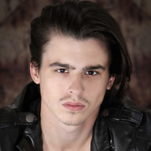 Cast and Crew Descendants – We're Alive