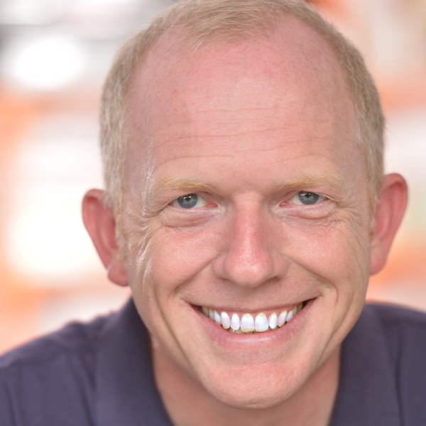 Cast and Crew Descendants – We're Alive