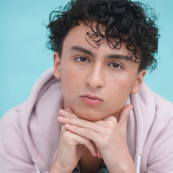 Cast and Crew Scouts Honor – We're Alive